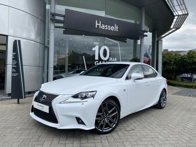 Voitures d'occasion certifiées Lexus